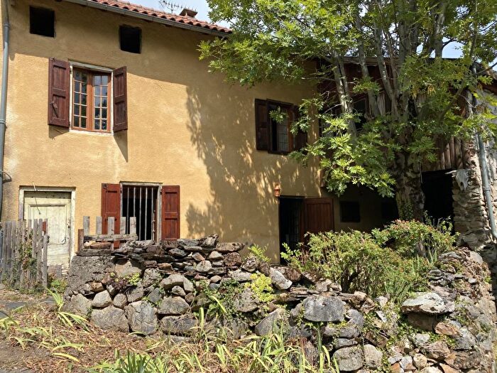 Maison à vendre - Les Cabannes - 5 pièces - 4 chambres