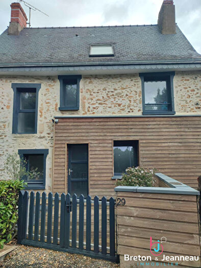 Maison à vendre - Saint-Berthevin - 6 pièces - 3 chambres