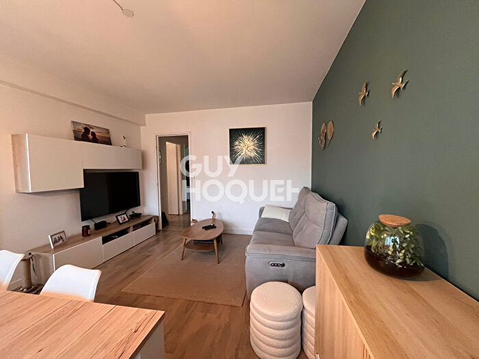 Appartement à louer - Veneux-les-Sablons - 3 pièces - 2 chambres
