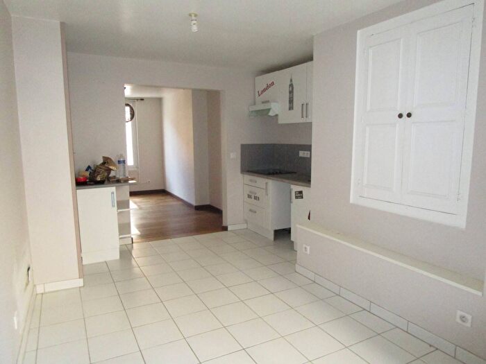 Appartement à louer - Courville-sur-Eure - 2 pièces - 1 chambre