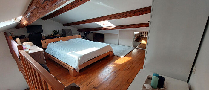 Appartement à vendre - Châteaurenard, Centre-ville - 3 pièces - 2 chambres