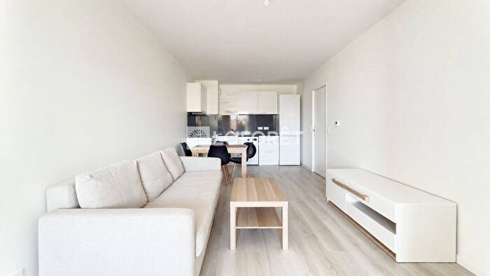 Fosse de lAumone, Gennevilliers : Appartement 2 pièces à louer