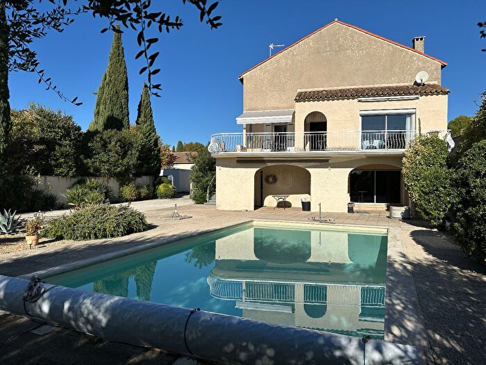 Maison à vendre - Calvisson - 6 pièces - 4 chambres