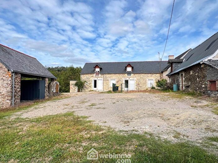 Maison 7 pièces à Mûrs-Erigné, à vendre