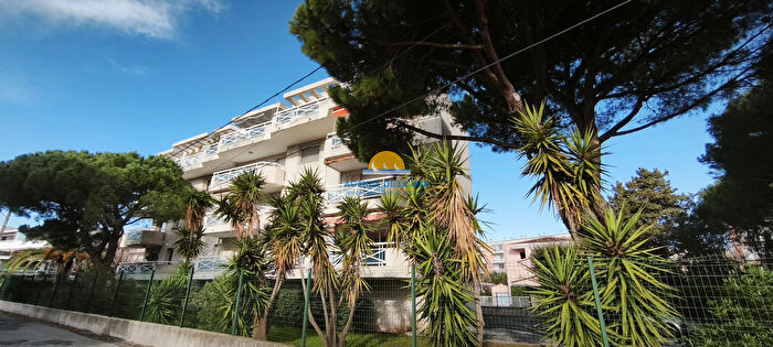 Appartement à vendre - Fréjus, Fréjus Plage - 3 pièces - 2 chambres