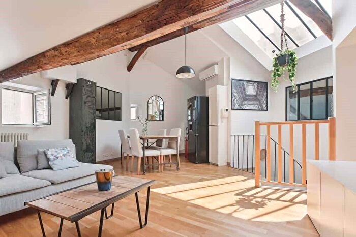 Appartement à louer - Dupleix-Motte Picquet, Paris ème arrondissement - 2 pièces - 2 chambres