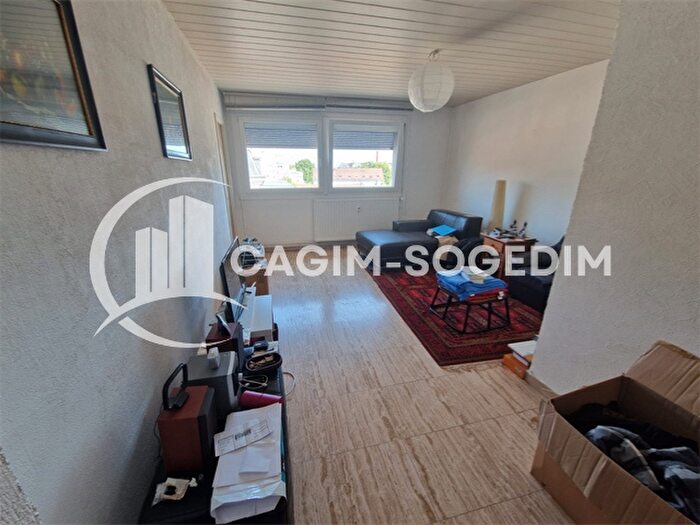 Appartement à vendre - Saint-Louis, Centre-ville - 4 pièces - 3 chambres