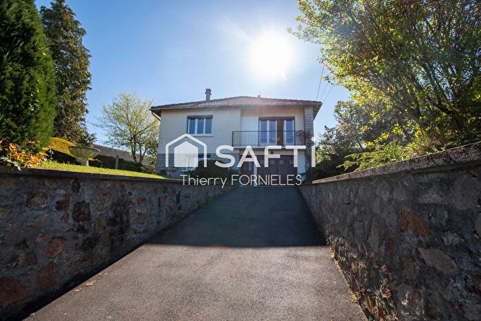 Maison 6 pièces à Saint-Junien, à vendre