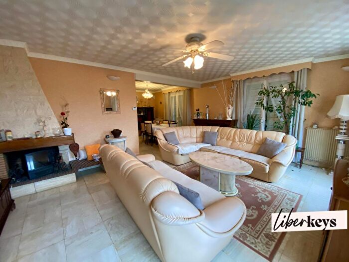 Maison à vendre - Rosoy-en-Multien - 6 pièces - 4 chambres