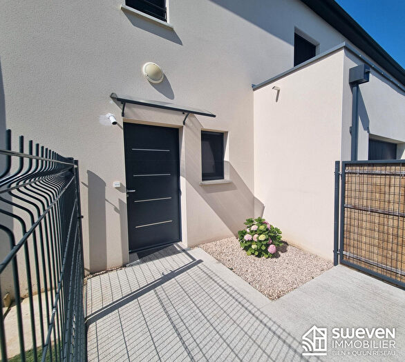 Maison 4 pièces à vendre à Bérat