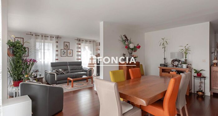 Appartement à vendre - Orléans, Carmes - 4 pièces - 2 chambres