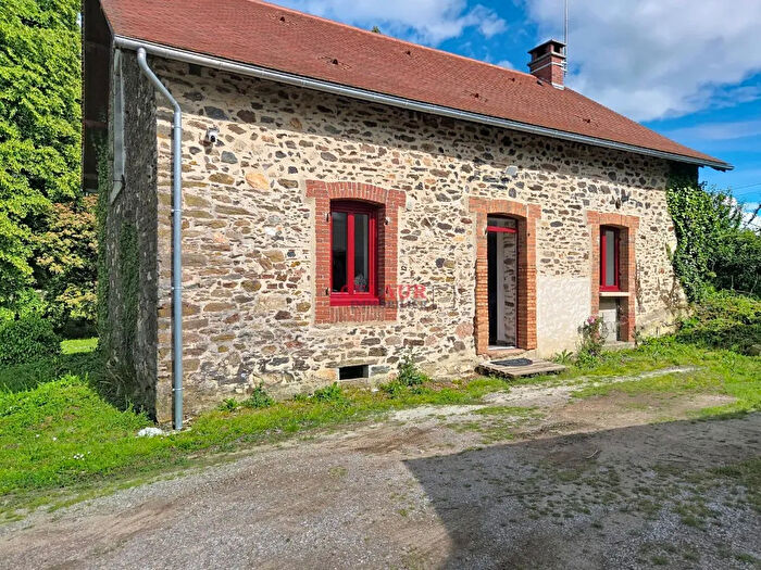 Maison 4 pièces à vendre à Saint-Ybard