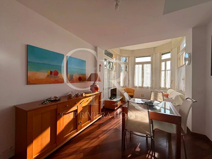Appartement 3 pièces à vendre à Menton, Hôtel de Ville, Vieille Ville, Musée, Madone, Carnolès
