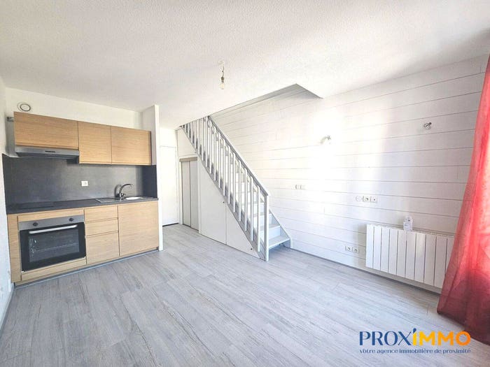 Centre Ville Ouest, Voiron - Appartement 2 pièces à louer