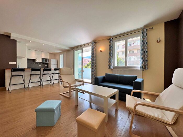 Appartement 4 pièces à Grenoble, à louer