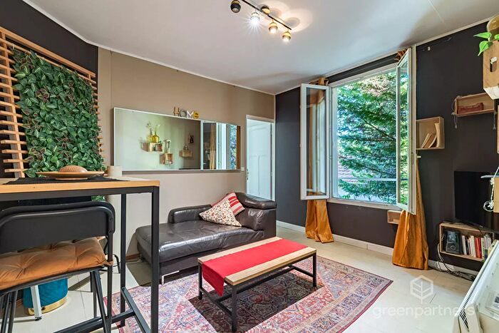 Saint-Maur-des-Fossés, La Pie : Appartement 2 pièces à vendre