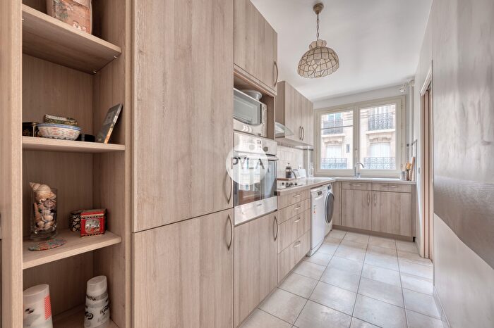 Appartement à vendre - Paris e , Saint-Lambert, Convention - 3 pièces - 2 chambres