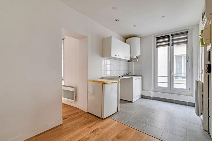 Appartement 2 pièces à vendre à Paris 18ème, Barbès, Château Rouge