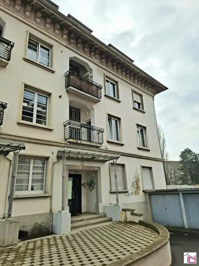 Appartement à vendre - Saint-Louis - 5 pièces - 3 chambres