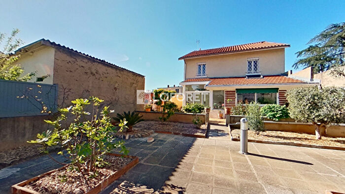 Maison à vendre - Lyon e , Bachut, Transvaal - 4 pièces - 3 chambres