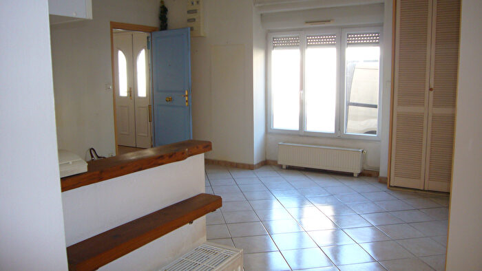 Appartement 3 pièces à Thenon, à louer