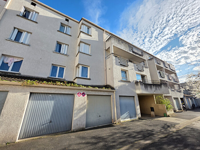 Appartement à vendre - Évry, Les Aunettes - 3 pièces - 2 chambres
