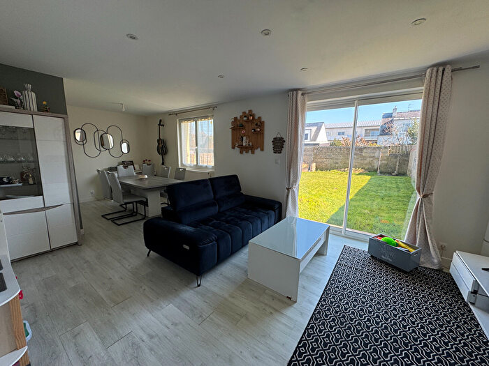 Maison à vendre - Landivisiau - 5 pièces - 3 chambres