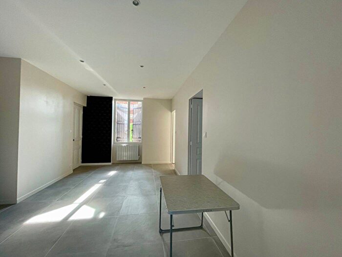 Appartement à louer - Méru - 3 pièces - 2 chambres