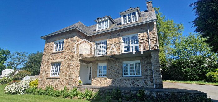 Maison à vendre - Plessala - 8 pièces - 4 chambres