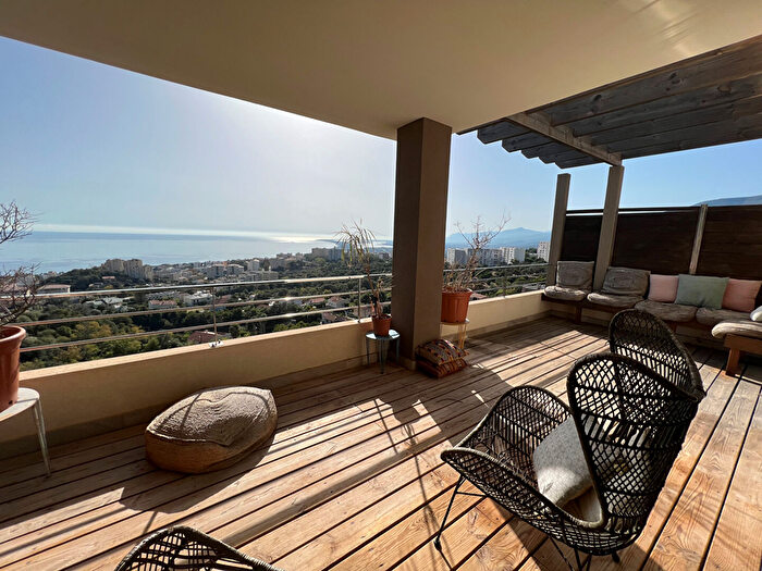 Appartement 4 pièces à louer - Bastia, Lupino