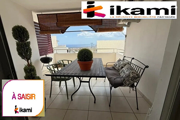 Appartement à vendre - Saint-Denis, Bois de Nèfles, Sainte-Clotilde - 3 pièces - 2 chambres