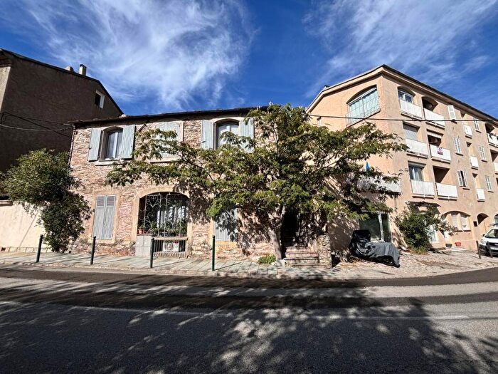 Appartement à louer - Brando - 2 pièces - 1 chambre