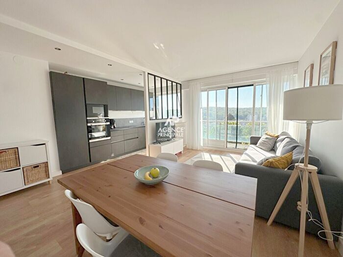 Chaville, Rive Droite, Les Vignes : Appartement 3 pièces à vendre