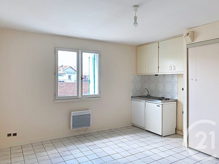 Appartement à louer - Saint-Michel - 2 pièces - 1 chambre