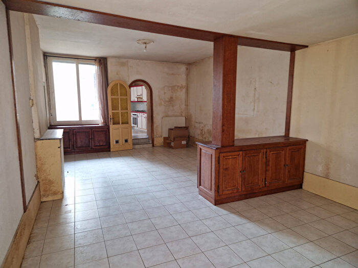 Appartement à vendre - Autun, Centre-ville - 5 pièces - 2 chambres