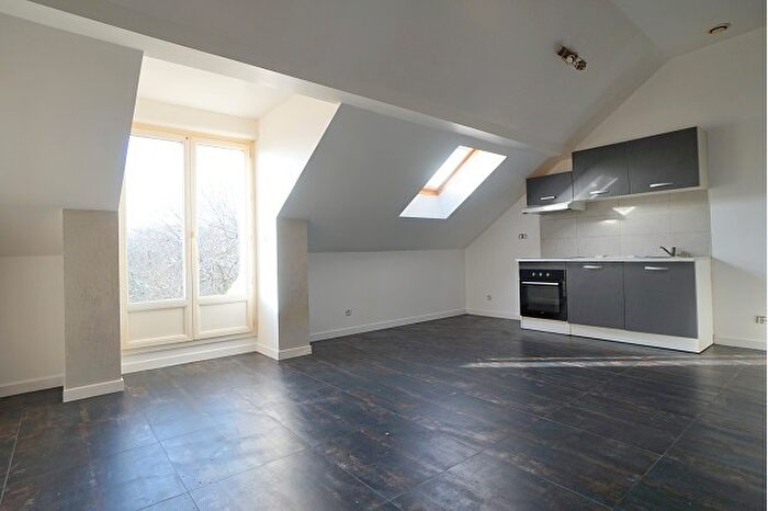 Appartement à vendre - Mézy-sur-Seine - 2 pièces - 1 chambre