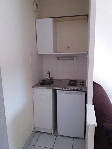 Appartement à louer - Renaudie-La Plaine, Saint-Martin-dHères - 1 pièce