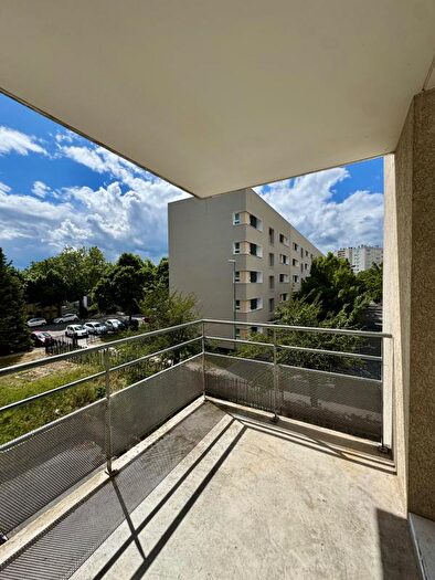 Appartement à louer - Valence, Le Polygone - 3 pièces - 2 chambres