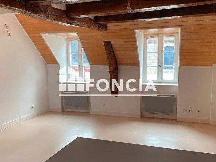 Appartement 2 pièces à Centre Ville, Quimper, à louer