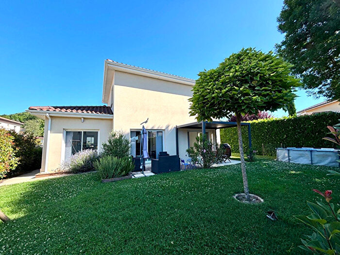Saint-Maurice-de-Beynost : Maison 5 pièces à vendre