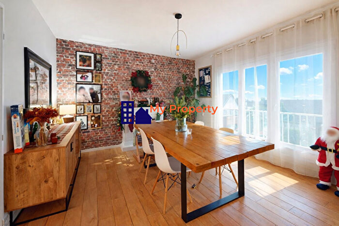 Appartement à vendre - Houilles - 4 pièces - 2 chambres