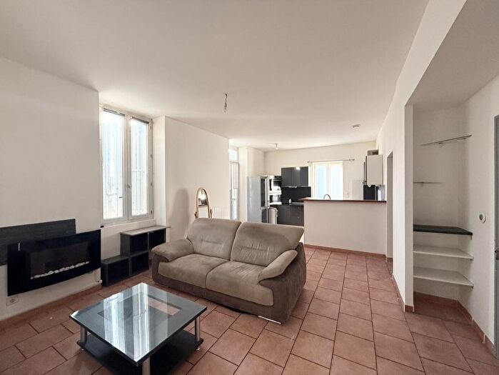 Appartement à vendre - Cavaillon, Centre-ville - 4 pièces - 3 chambres