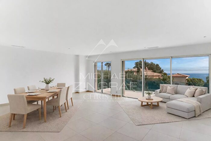 Maison à vendre - Cavalaire-sur-Mer - 4 chambres