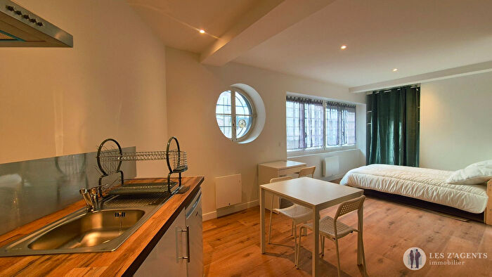 Appartement à louer - Grenoble, Notre-Dame, Mutualité - 1 pièce