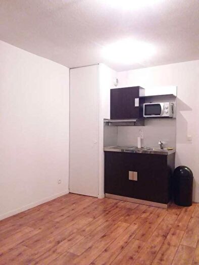 Sens, Les Chaillots - Appartement 1 pièce à louer