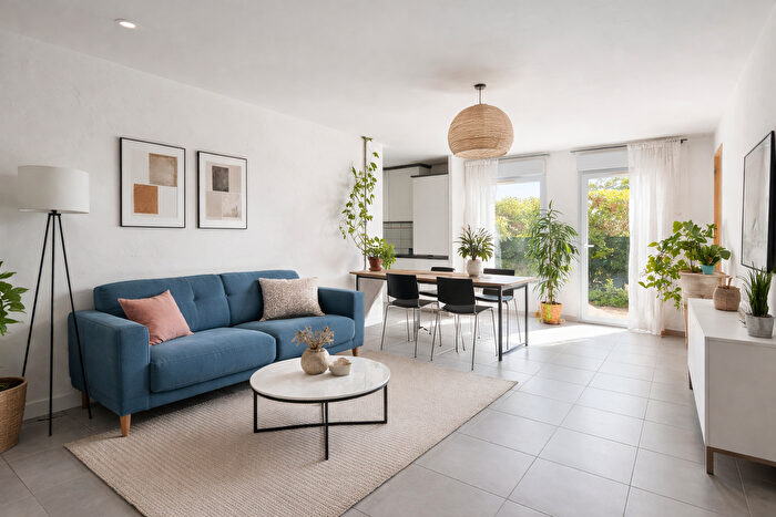 Appartement à vendre - Saint-Genis-les-Ollières - 2 pièces - 1 chambre