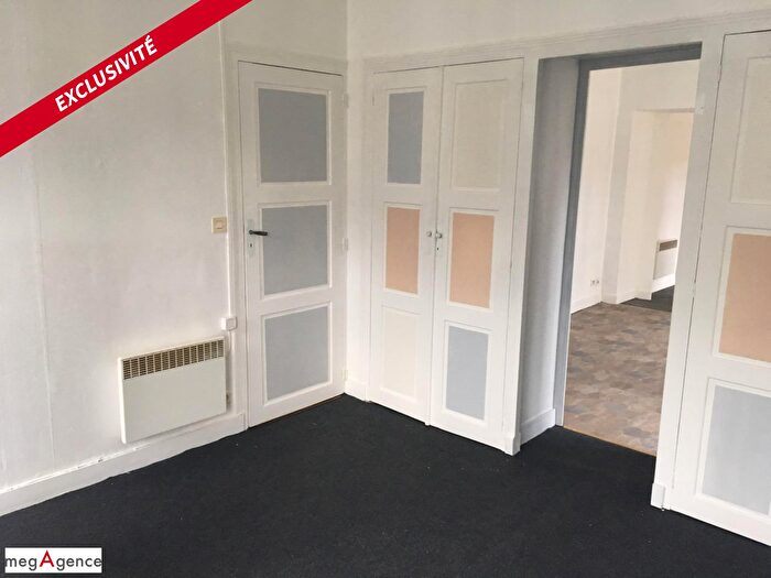 Appartement à vendre - Romorantin-Lanthenay, Centre-ville - 2 pièces - 1 chambre