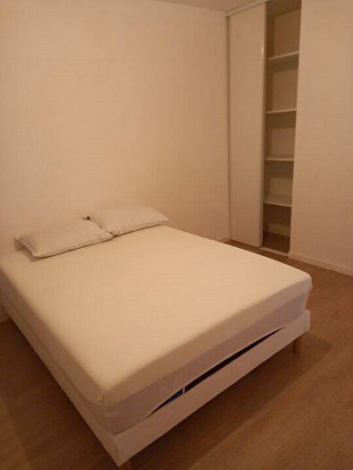 Centre, LHaÿ-les-Roses : Appartement 1 pièce à louer
