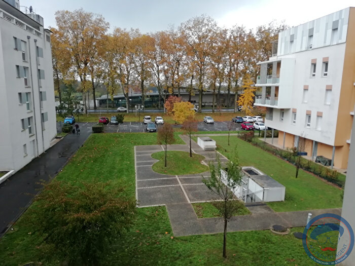 Appartement à vendre - Tours, Lac - 2 pièces - 1 chambre