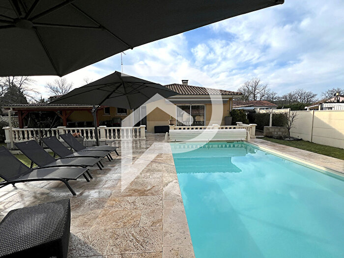 Maison à vendre - Lagorce - 6 pièces - 5 chambres